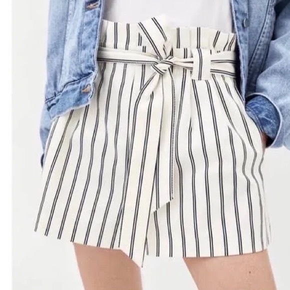 Zara | Shorts | Nwot Zara Trf Collection Pinstripe Paper Bag ...